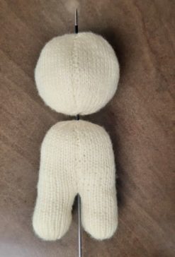 How to Attach a Knitted Head to It’s Body – Knitting by Post