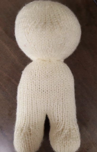How to Attach a Knitted Head to It’s Body – Knitting by Post