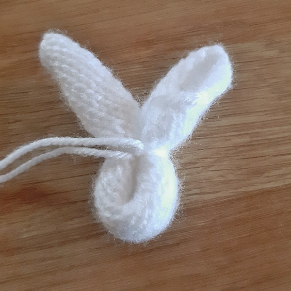 FREE Easy Peasy Hanging Bunny Rabbit Head Knitting Pattern – Knitting ...
