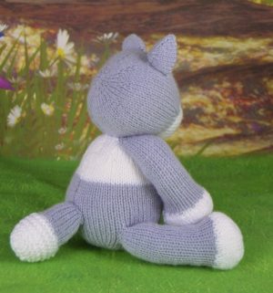 Wolf Knitting Pattern – Knitting by Post