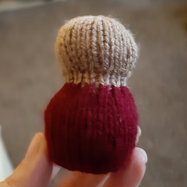 FREE Easy Hanging Christmas Robin Decoration Knitting Pattern ...