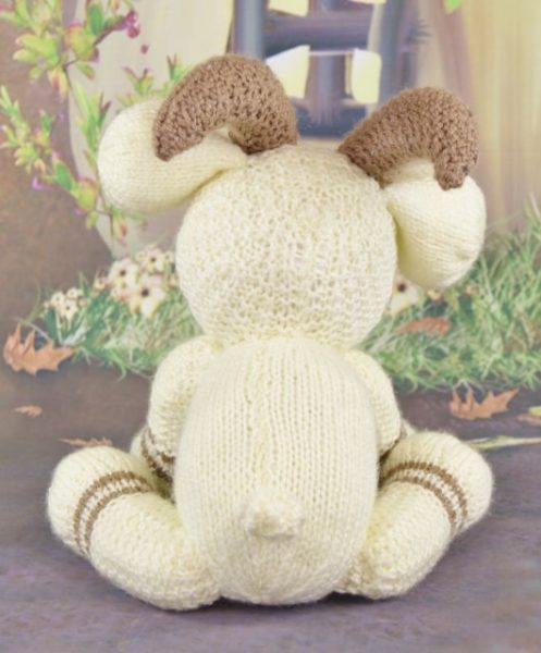 Sally the Goat Knitting Pattern – Knitting by Post