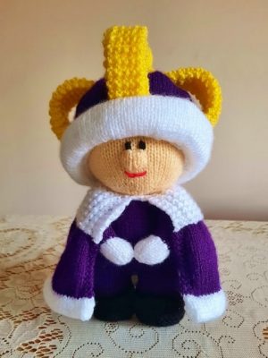 Royal King Toy Knitting Pattern – Knitting by Post