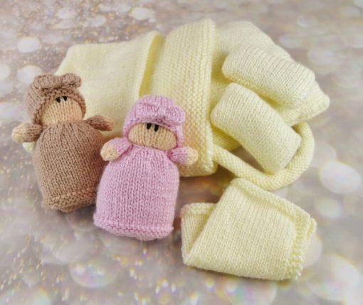 Dollies With a Bag Knitting Pattern Play Set (UK & US Terms) – Knitting ...